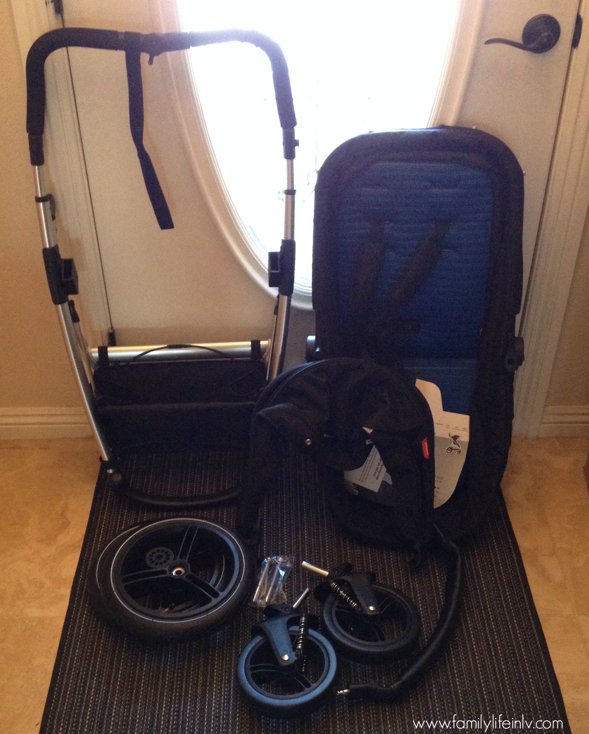 Phil&Teds Smart Lux Stroller Review